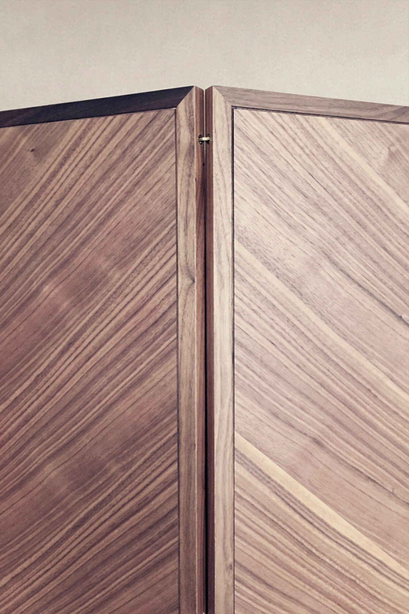 Chevron Patterned Timber Screen | Brewin Design Office